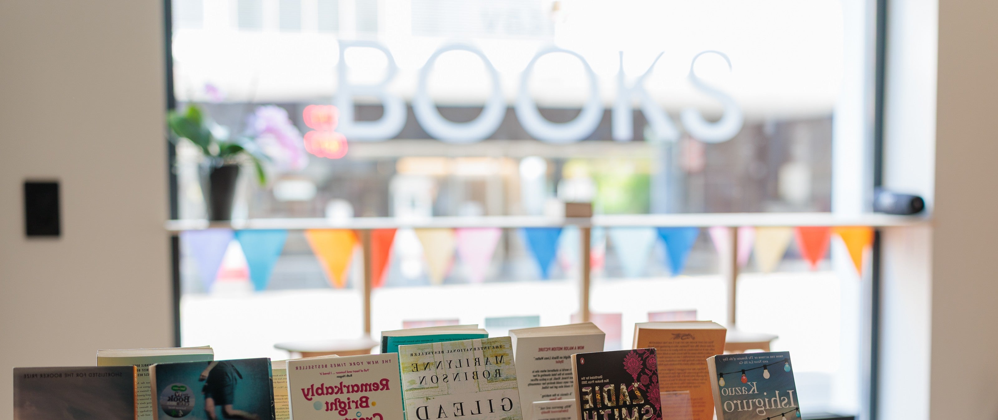 Second-hand English bookstore in Zürich – Vastela Books